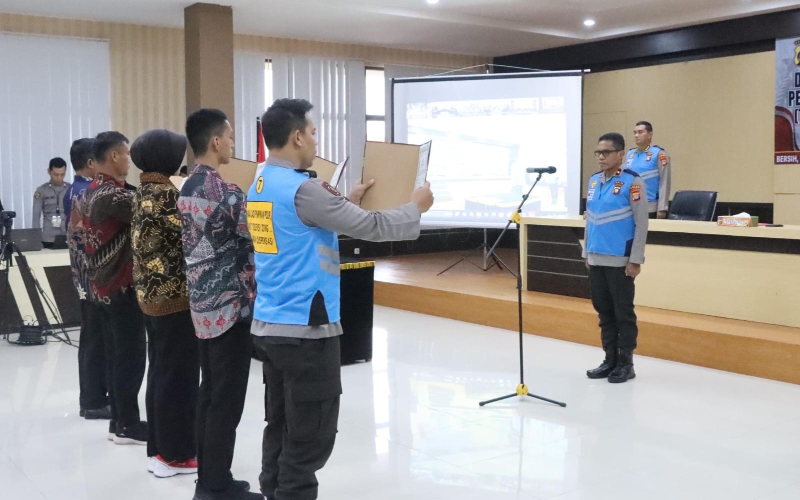 Teken Pakta Integritas, Penerimaan Polri di Gorontalo Dipastikan ...